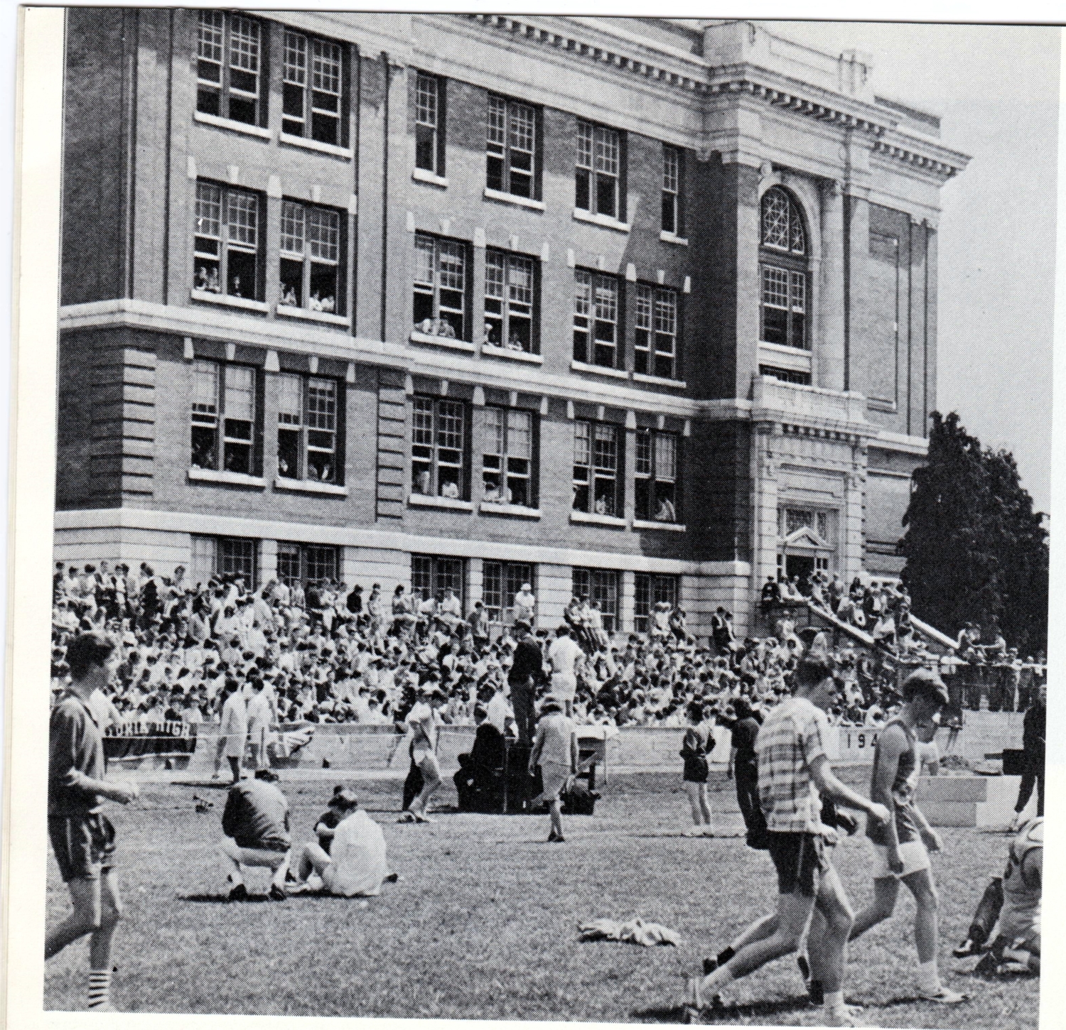 VHS 1967 Track Meet - Victoria High School Alumni Association